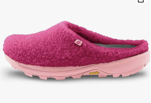 6 Best Recovery Shoes for Runners, According to a Run Coach