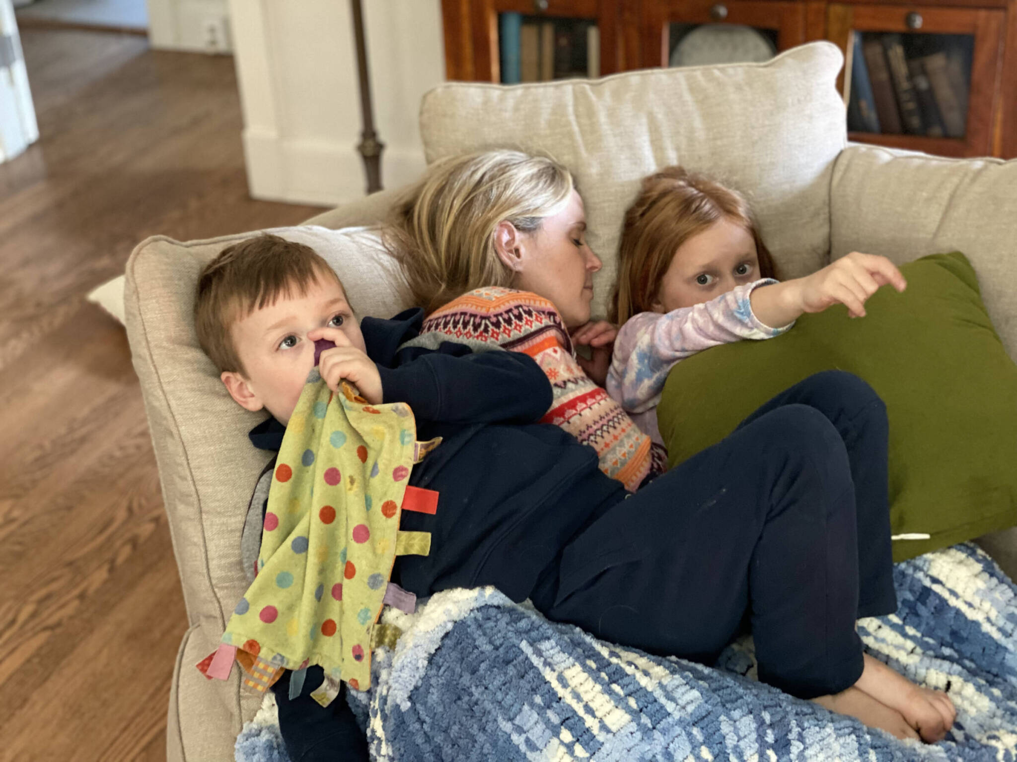 A Full-Body 5-Minute Mobility Routine for Runners - The Mother Runners