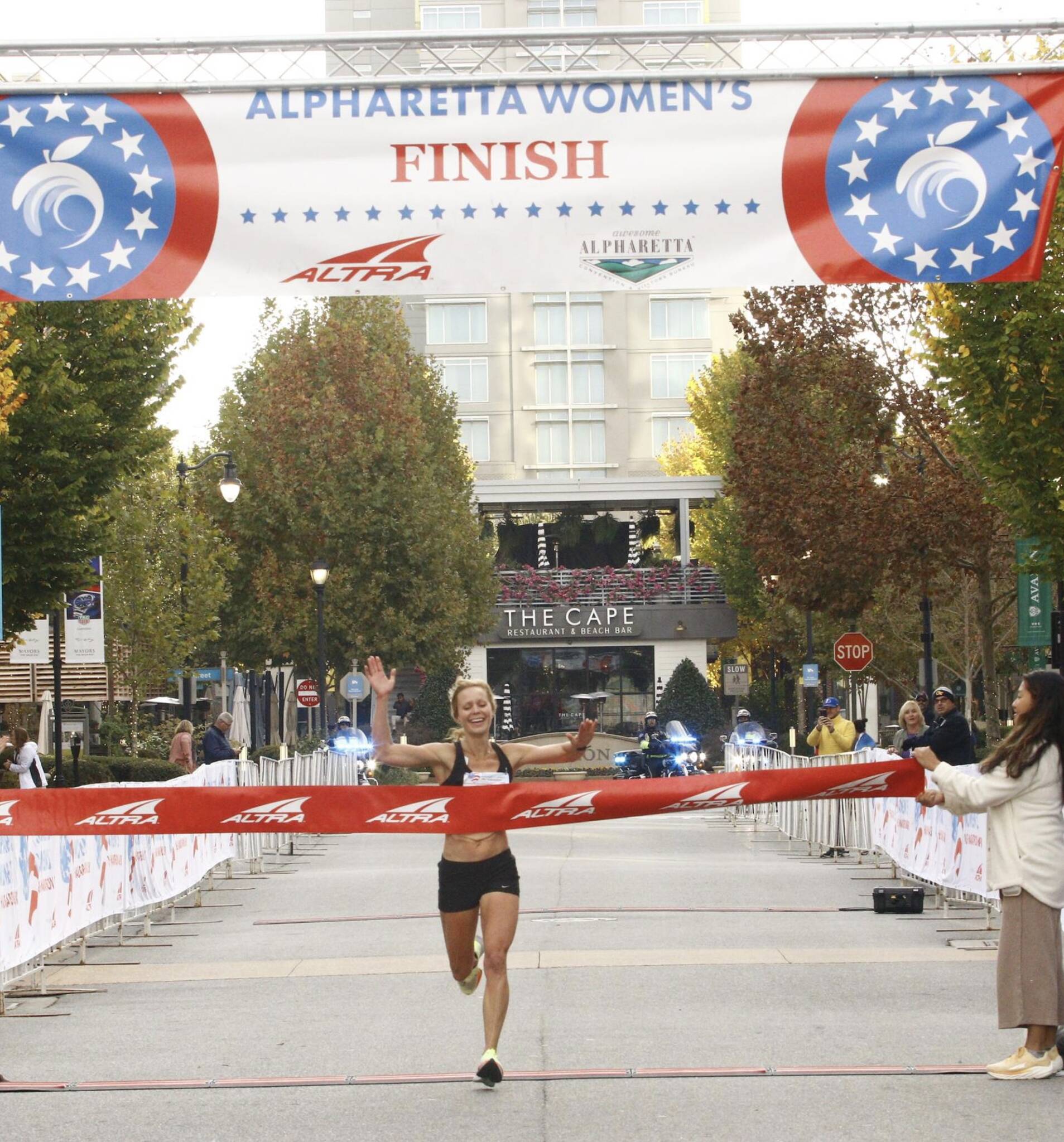 Why Does Running Make You Poop? (+ Expert Tips) - The Mother Runners