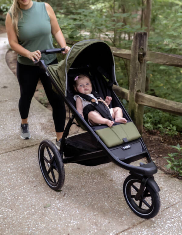 8 Best Running Strollers of 2023 - The Mother Runners